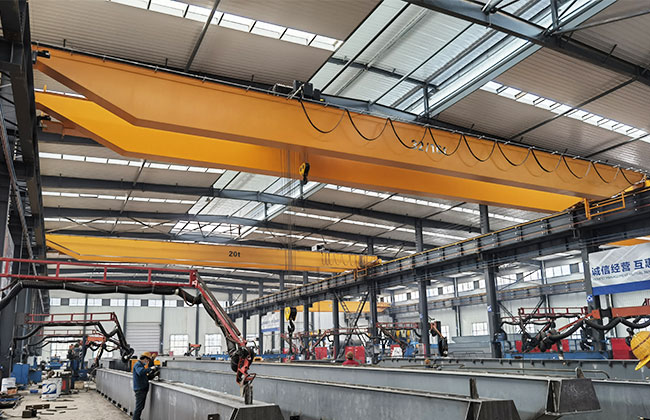 Overhead Crane Safety - Ensure Safe & Efficient Lifting